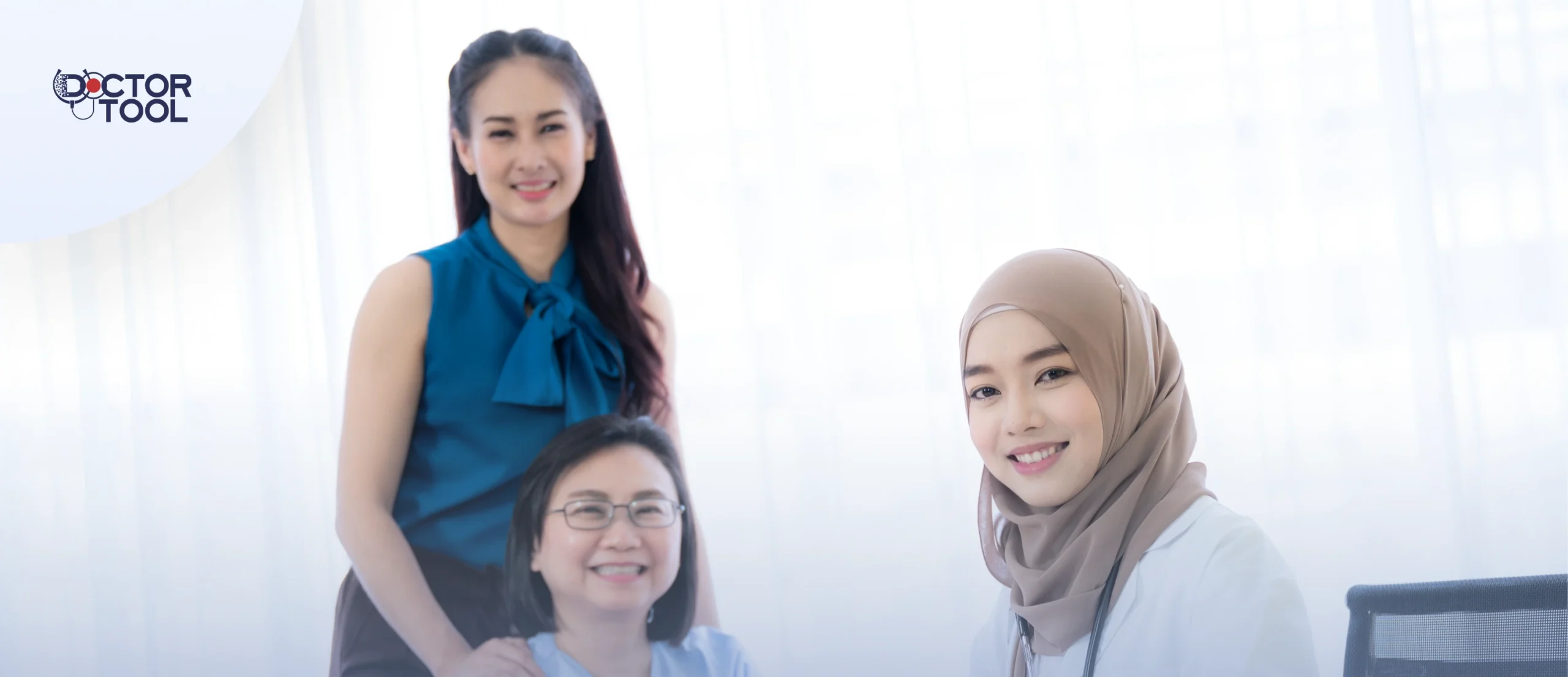 Cara Meningkatkan Pelayanan Klinik untuk Menjadi Lebih Baik - DT Talks Webinar Series - DoctorTool